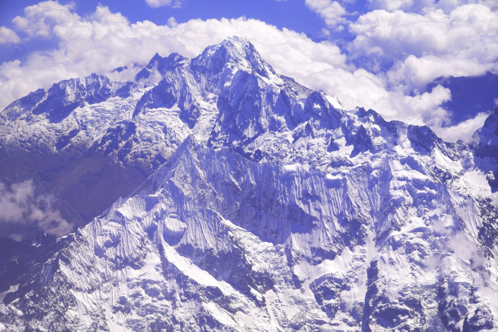 Peru – Andes from air